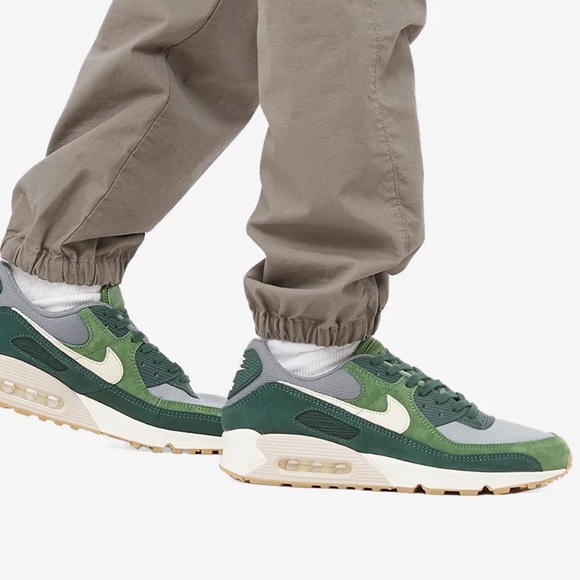 Nike | Shoes | Nike Air Max 9 Sneakers | Poshmark